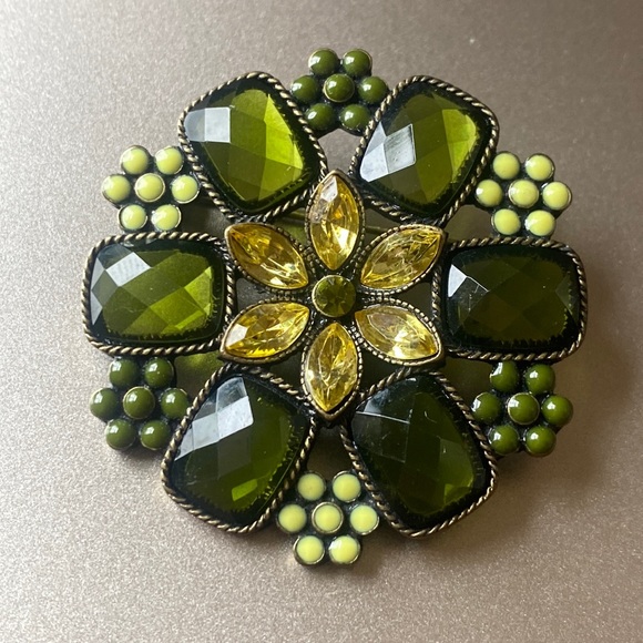 Jewelry | Olive Green Medallion Flower Brooch Pin | Poshmark